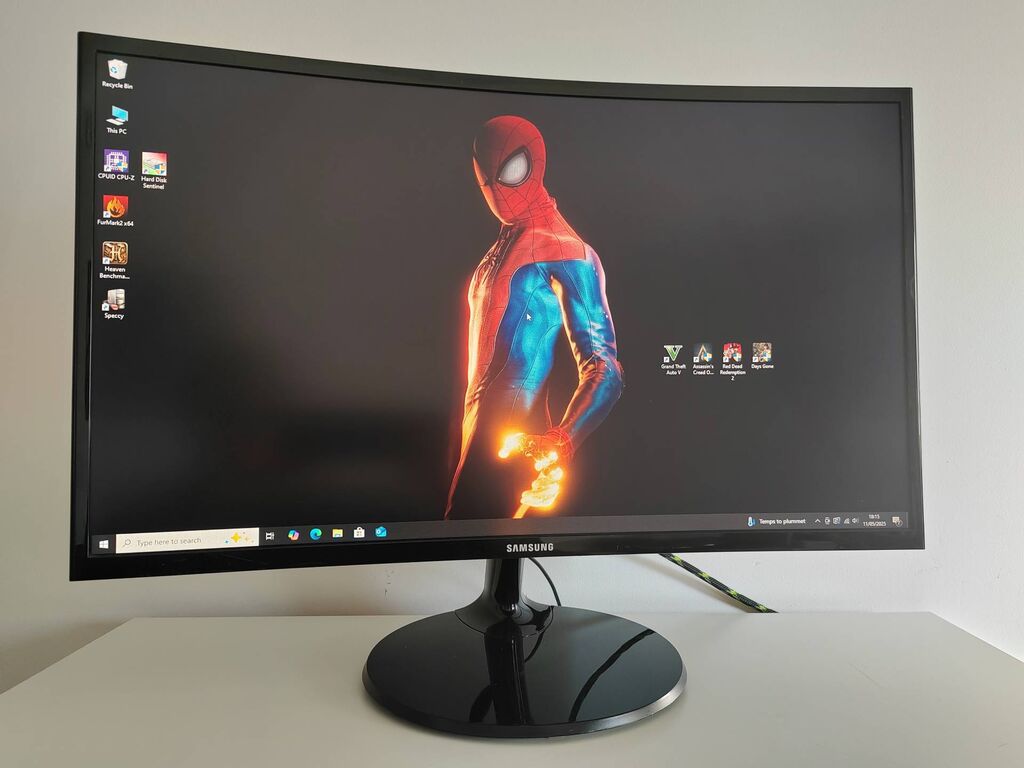 AOC I2769VM 27 , Full HD monitor, 1920 x 1080 rezolucija odlično