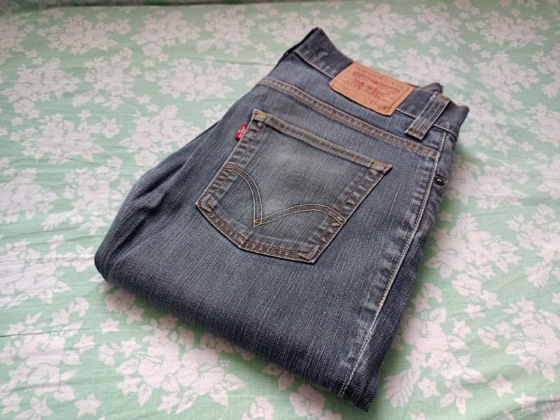 Levis 511 - Slim Fit Jeans