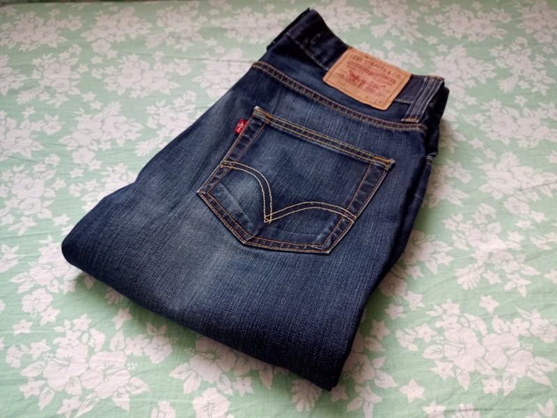 Levis 511 - Slim Fit Jeans