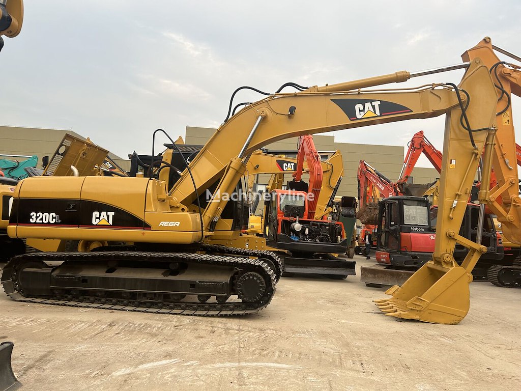 Caterpillar 320C L bager guseničar