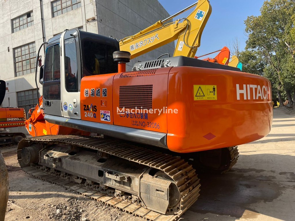 Hitachi ZX240-3G bager guseničar