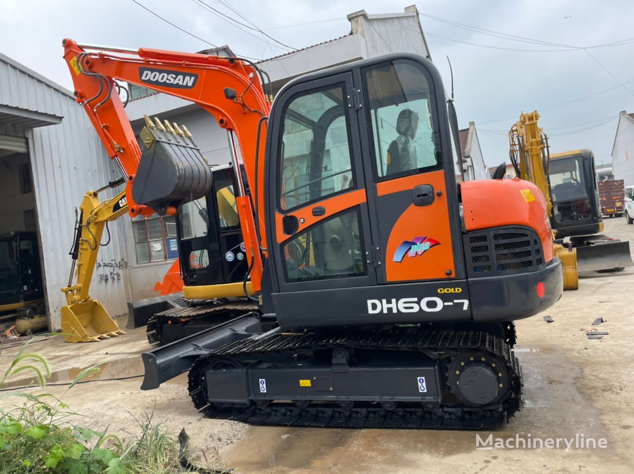 Doosan DH60-7 mini bager