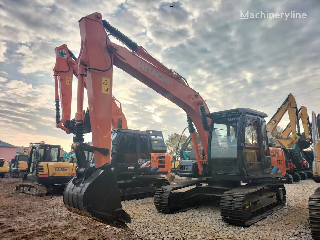 Hitachi ZX120 bager guseničar