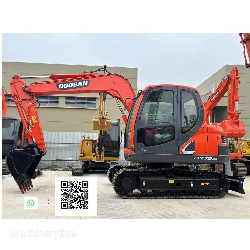 Doosan DX75 bager guseničar