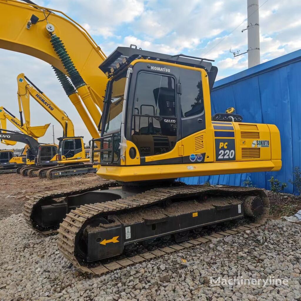 Komatsu PC220-8 bager guseničar