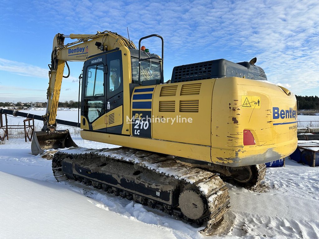 Komatsu PC 210 LC-11 bager guseničar