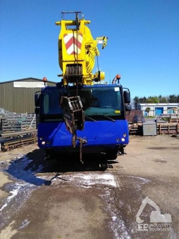 Liebherr LTM 1055-3.1 pokretna dizalica