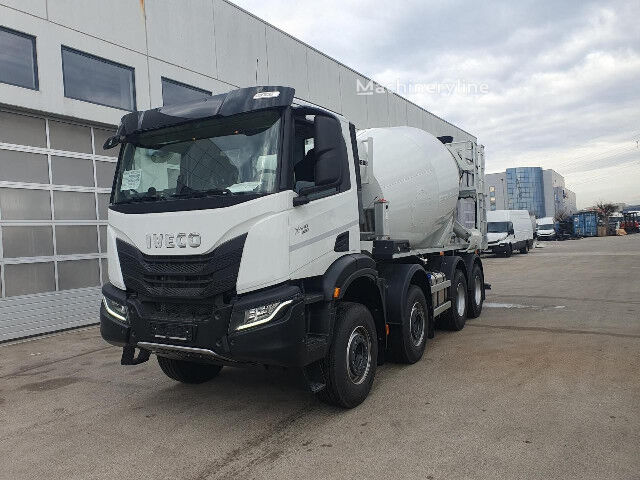 Liebherr na šasiji IVECO X-Way AD360X42BZ kamion s mešalicom za beton