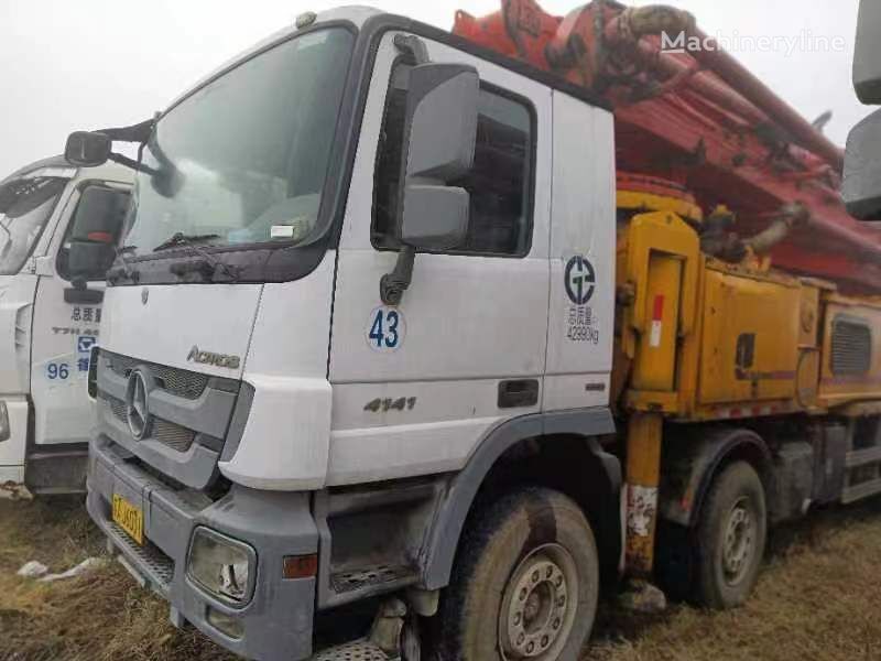 Putzmeister M53 na šasiji Mercedes-Benz pumpa za beton