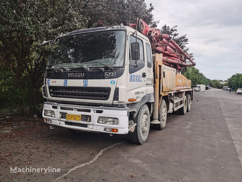 Putzmeister M46-5R na šasiji Isuzu pumpa za beton