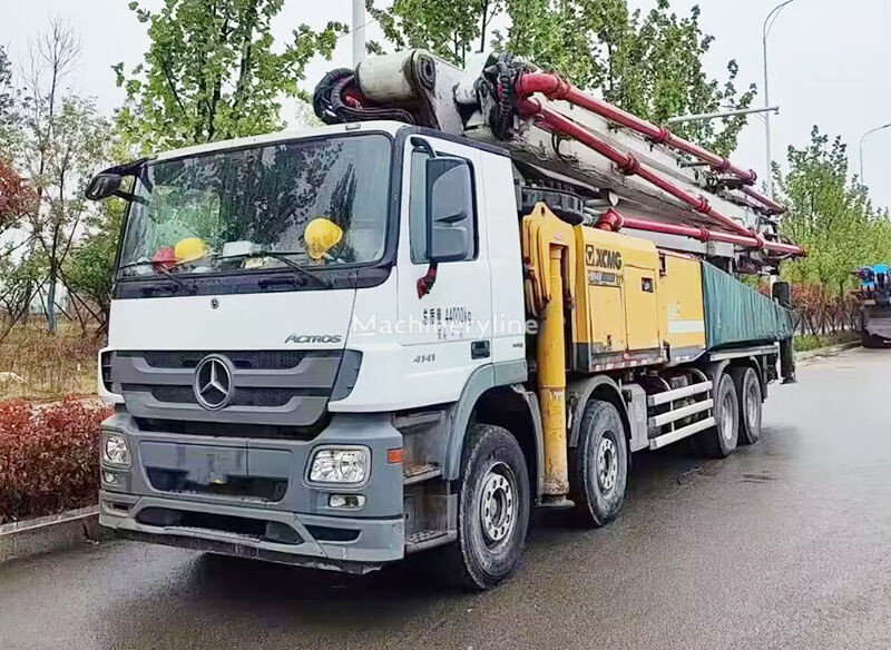 XCMG na šasiji Mercedes-Benz Actros pumpa za beton