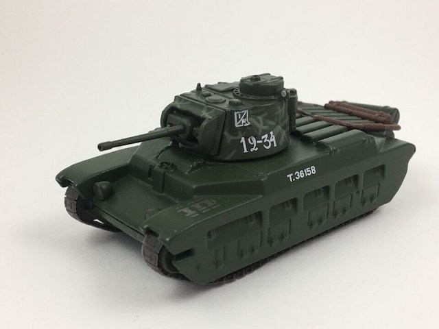 1:72 britanski tenk MK II Matilda 8 x 3.5cm