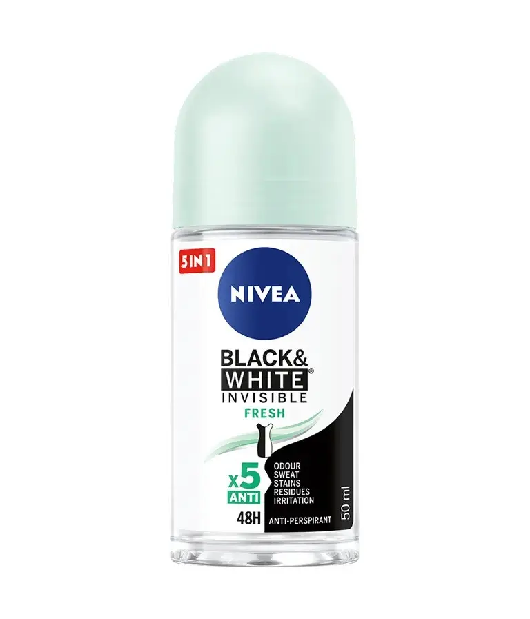 NIVEA Black&White Invisible Fresh Dezodorans roll on, 50ml