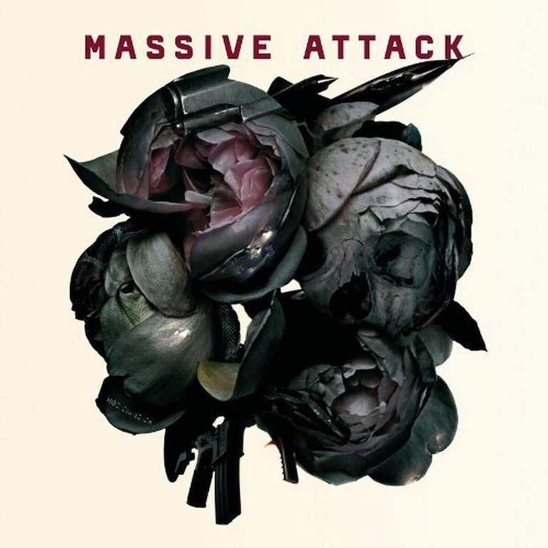 Massive Attack – Collected