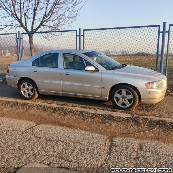 Volvo S60 Kompletan Auto U Delovima