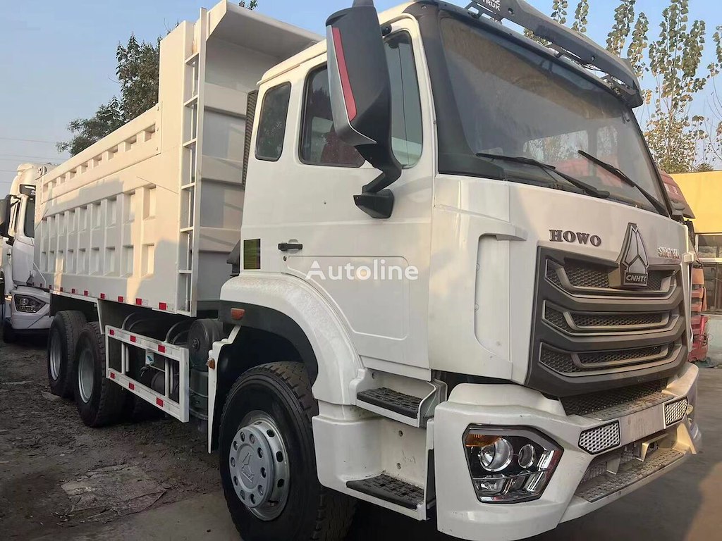 Sinotruk Howo 371 kiper