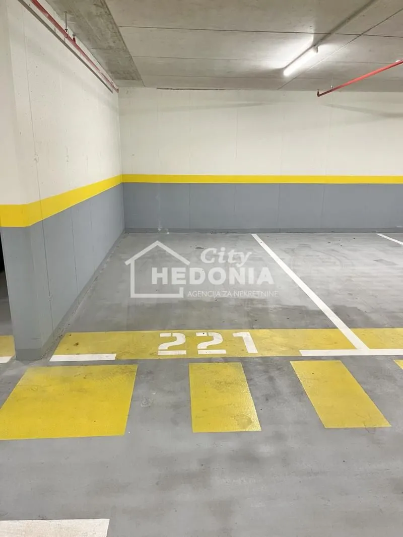 Prodaja, poslovni prostor, 13m2, Novi Beograd Blok 67, Novi Beograd, Beograd