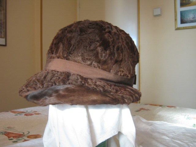 krzneni šešir