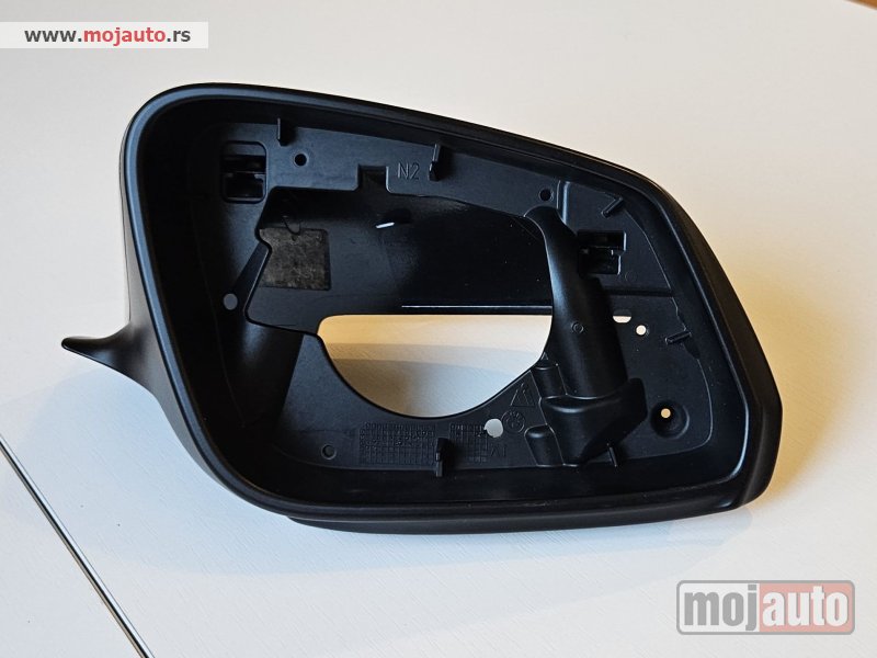BMW 5 / F10 / F11 / 2013-2016 / Poklopac desnog retrovizora / ORIGINAL