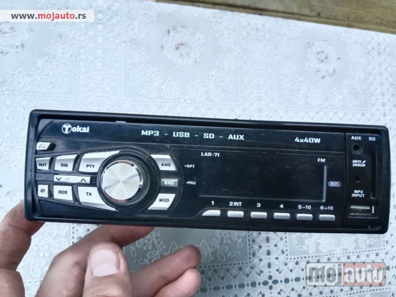 Auto radio USB TOKAI