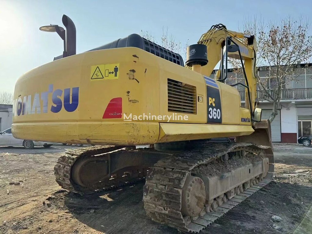 Komatsu PC360-8M1 bager guseničar