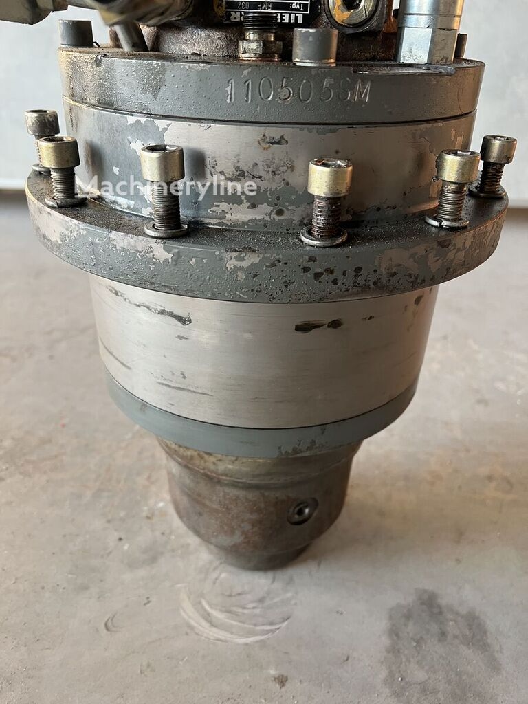 Liebherr AT-SAT 200/210 rotacioni prenosnik za Liebherr 900 HDS bagera