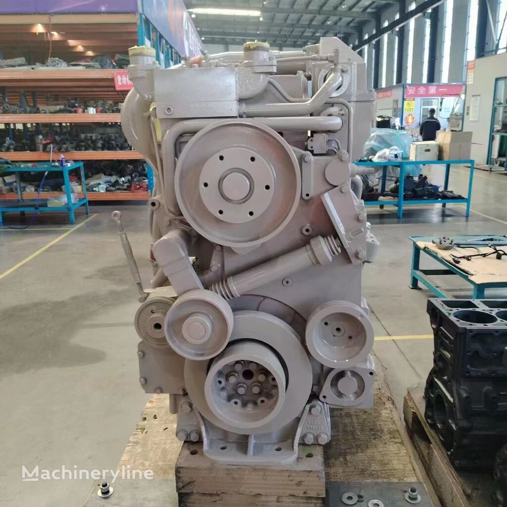 Cummins KTA19 motor za bagera