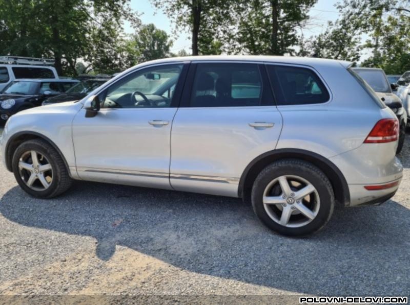 Volkswagen Touareg HYBRID 7P Karoserija