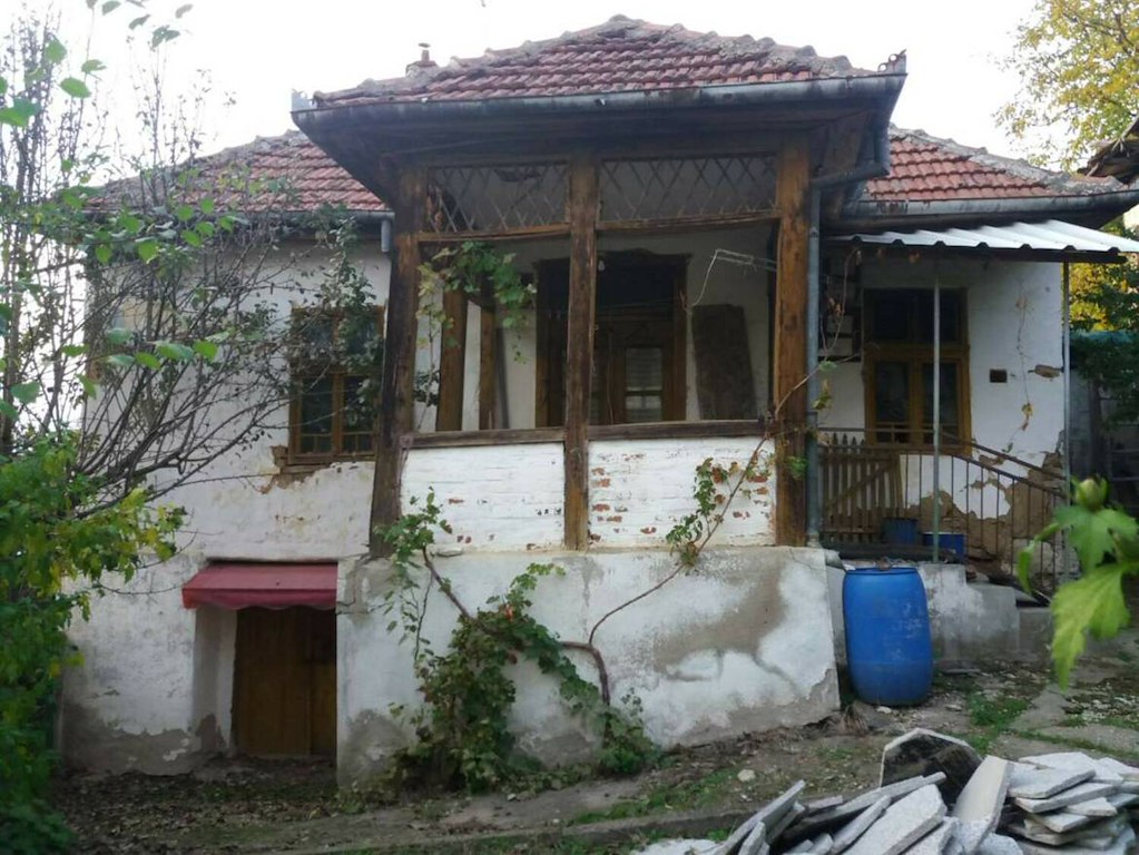 Seosko imanje u selu Dadince kod Vlasotinca