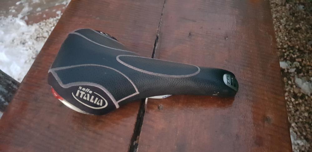 Sediste Selle Italia TRI MATIC 2 10