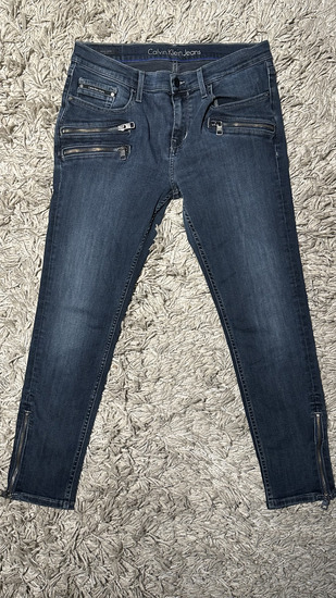 Calvin Klein farmerke original 30broj