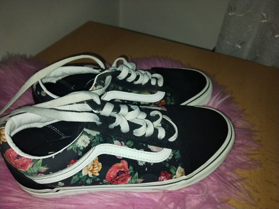 Nove original Vans patike