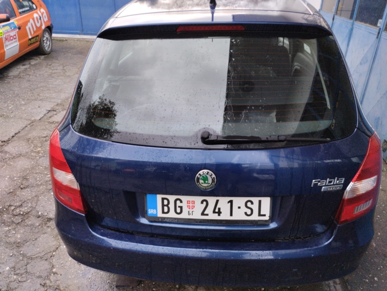 fabia combi gepek vrata 5J9827025D