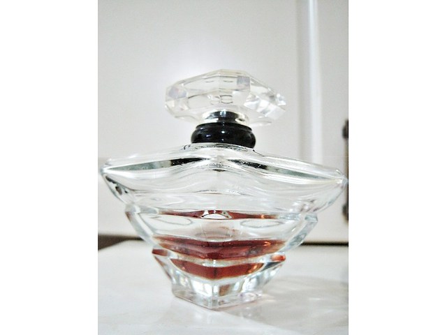 Tresor Eau de Parfum Lumineuse