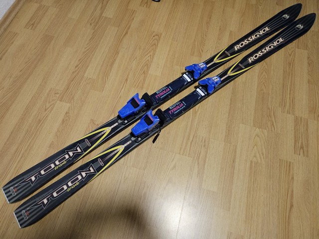 Carving skije Rossignol TOON Wide 184cm sa Tyrolija 760