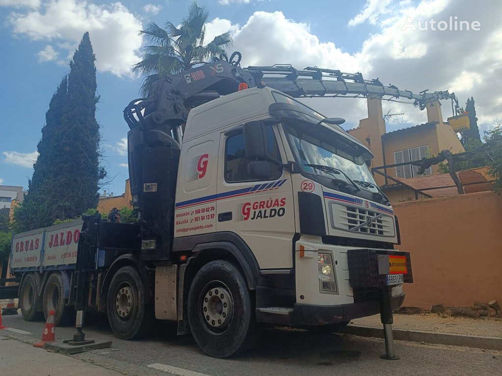 Volvo FM 480 CON GRÚA HIAB 1055E-8 HIPRO CON JIB kamion s ravnom platformom