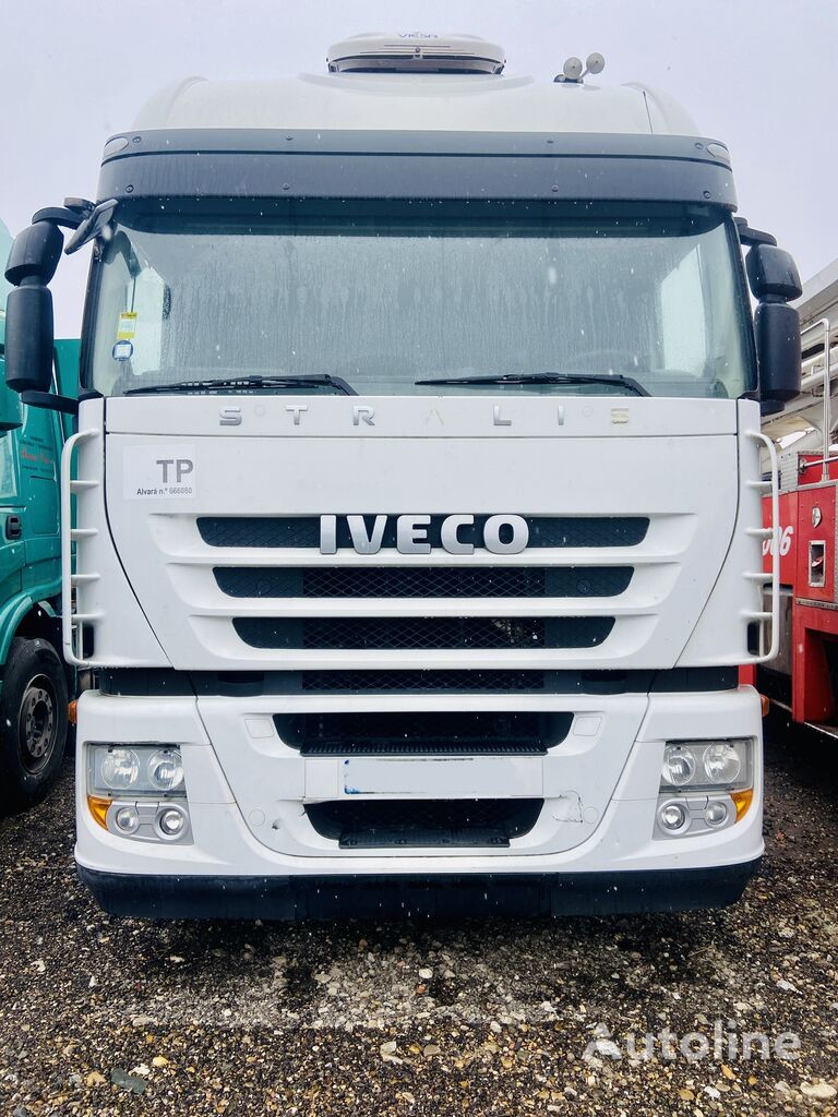 IVECO Stralis 460 tegljač