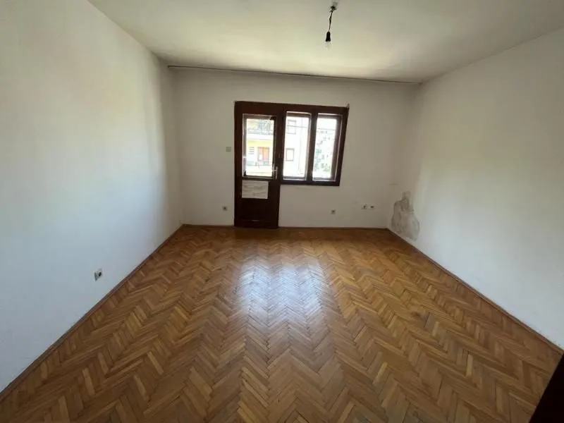 Prodaja, trosoban stan, 94m2, Mladenovac, Beograd