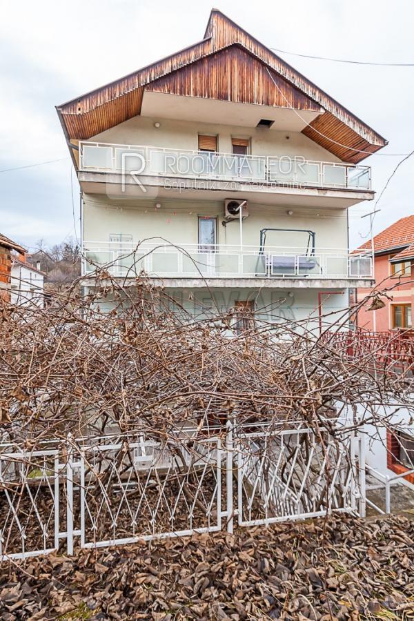 Belopalanačka, Kuća na prodaju, 187m2, 145.000€