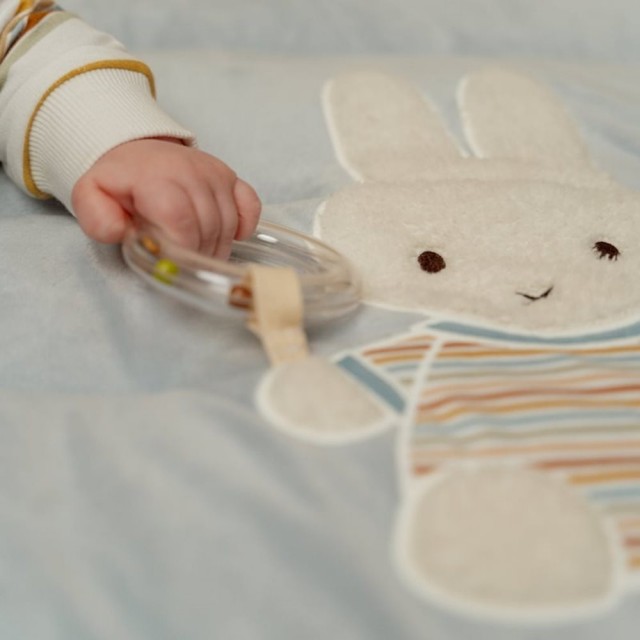 PODLOGA ZA BEBE SA AKTIVNOSTIMA MIFFY VINTAGE - SUNNY STRIPES