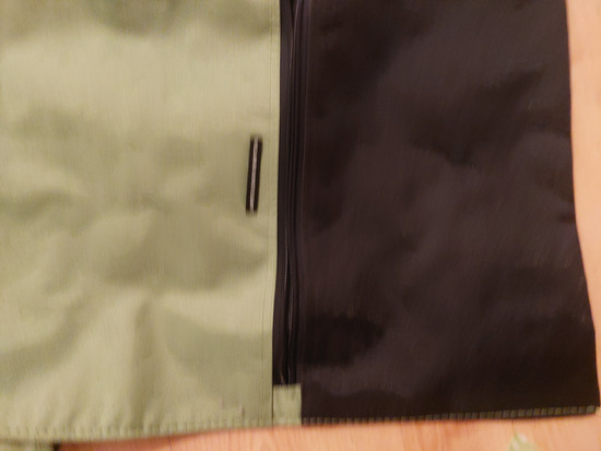 Potpuno nova Benetton torba