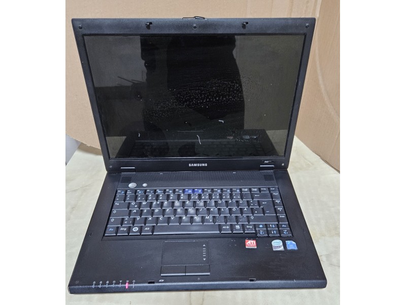 LAPTOP SAMSUNG R60+