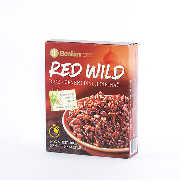Crveni divlji oljušteni pirinač