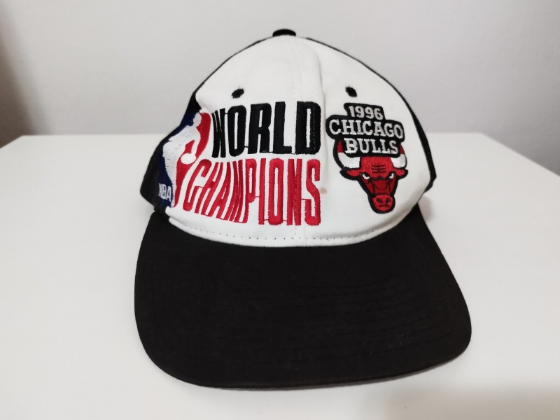 Chicago Bulls 1996 World Champions NBA