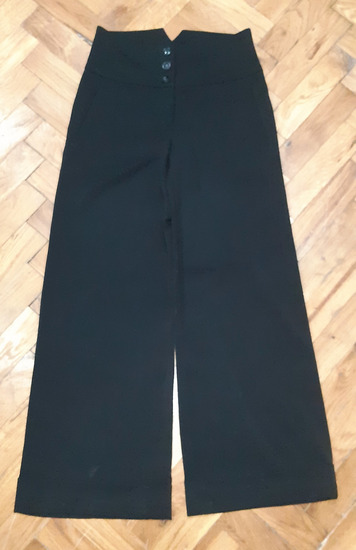 H&M elegantna crne pantalone