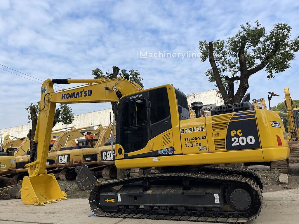 Komatsu PC200-8N1 bager guseničar