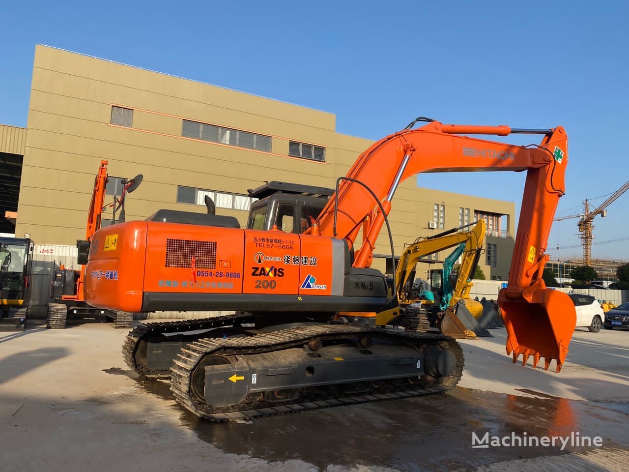 Hitachi ZX200 bager guseničar