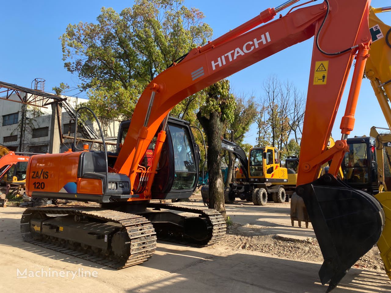 Hitachi ZX120 bager guseničar