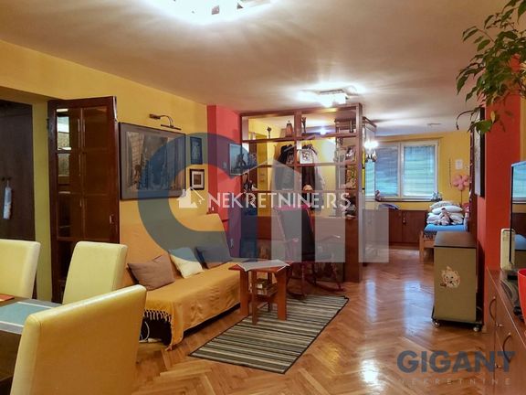 GRADSKA BOLNICA, 72M2, PR, TA