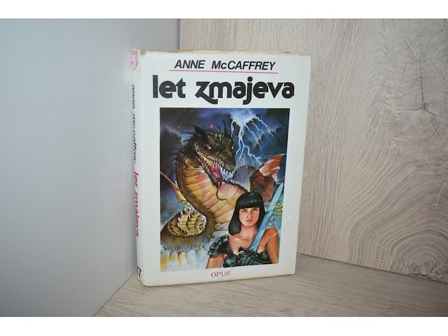 ✦ Let zmajeva - Anne McCaffrey ✦